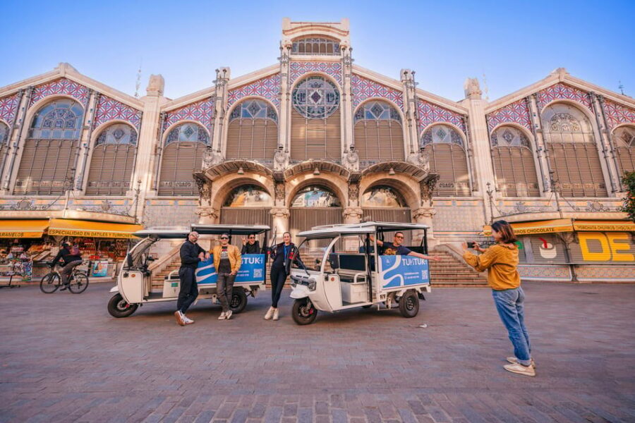 Valencia 1 hour by TukTuki: Essential and Private Tour - Who will enjoy this tour the most?