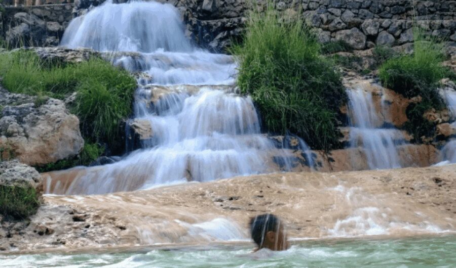 Valencia: Anna Alhambra and 3 Waterfalls Guided Tour - The Realities of the Experience