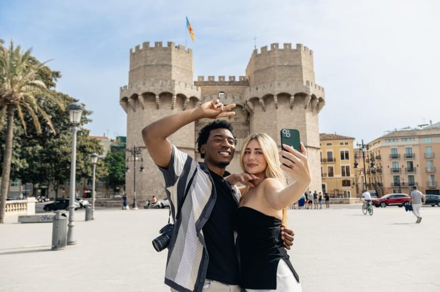 Valencia: Cathedral, St Nicholas, and Lonja de la Seda Tour - Key Points