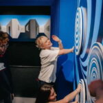 Valencia: entry ticket to Museum Of Illusions - Photo Opportunities and Expert Help
