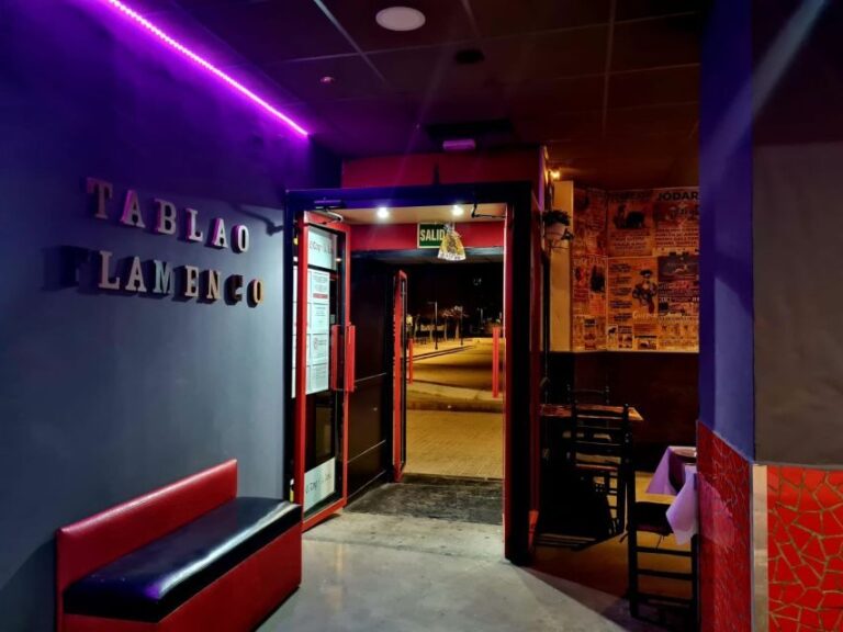 Valencia: Flamenco at Toro y La Luna with Drinks or Dinner - Authentic Flamenco at Its Heart: What Makes It Special