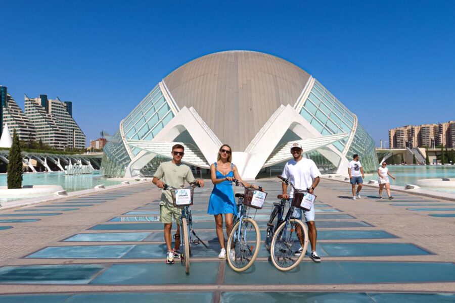 Valencia Guided Bike Tour in small group or Private - Historic Landmarks and Charming Corners