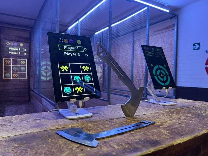 Valencia : Interactive Axe Throwing 2h - What Is the Valencia Interactive Axe Throwing Experience?