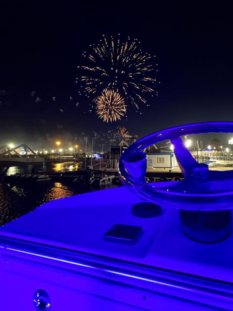Valencia: Night Cruise with Free Drink - Who Will Love This Experience?