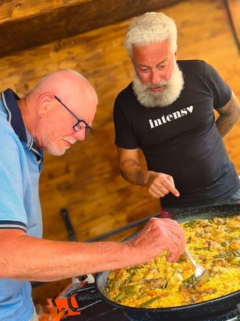 Valencia: Paella Cooking Class with Tapas and Drinks - The Heart of the Class: How You Make Authentic Valencian Paella