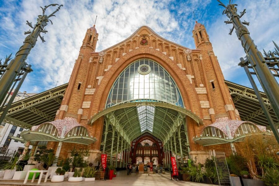 Valencia: Walking Tour of City Highlights with tastings - A Close Look at the Tour Itinerary