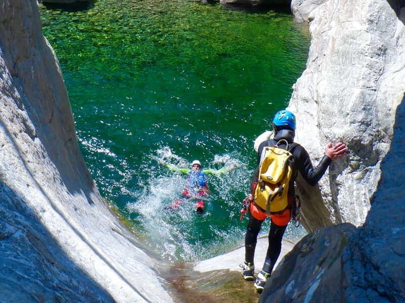 Valle D'Aosta: Canyoning TestYourself in the Chalamy torrent - The Cost and What You Get