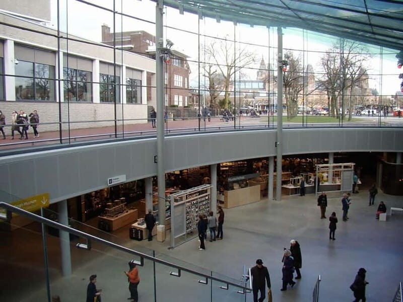 Van Gogh Museum Tour: Self-Portraits, Bedroom, and Legacy - Exploring the Van Gogh Museum Tour