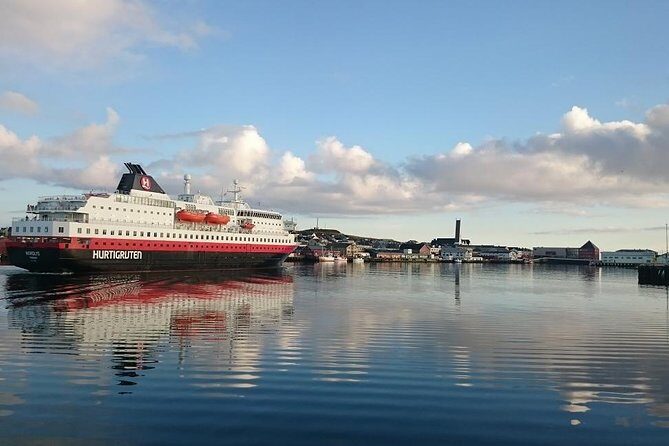 Vardø: A Self-Guided Walking Tour of Pomors, Radars & Witches - How the Tour Works in Practice