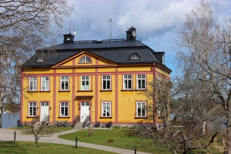 Vaxholm & Stockholm Archipelago: Guided Excursion, Day Trip - The Heart of the Tour: An In-Depth Look