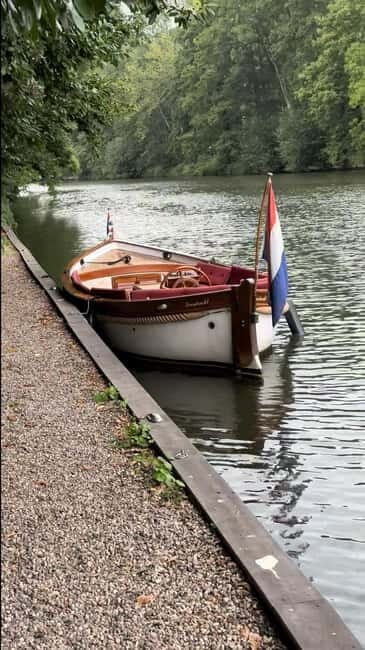 Vecht River: Longboat 4 hours Cruise with drinks and snacks - The Joys of a Scenic Cruise