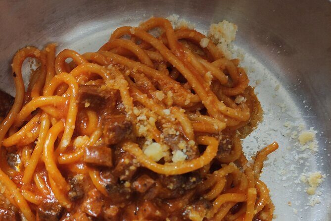 Vegan Food Tour in Rome - Transportation and Group Size