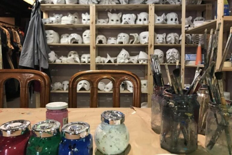 Venice: 2-Hour Masks & Puppets Tour for Children - Key Points