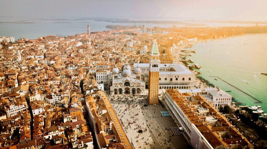 Venice: 4-Hour City Tour with Doge's Palace & Basilica Visit - Exploring Venice in Four Hours