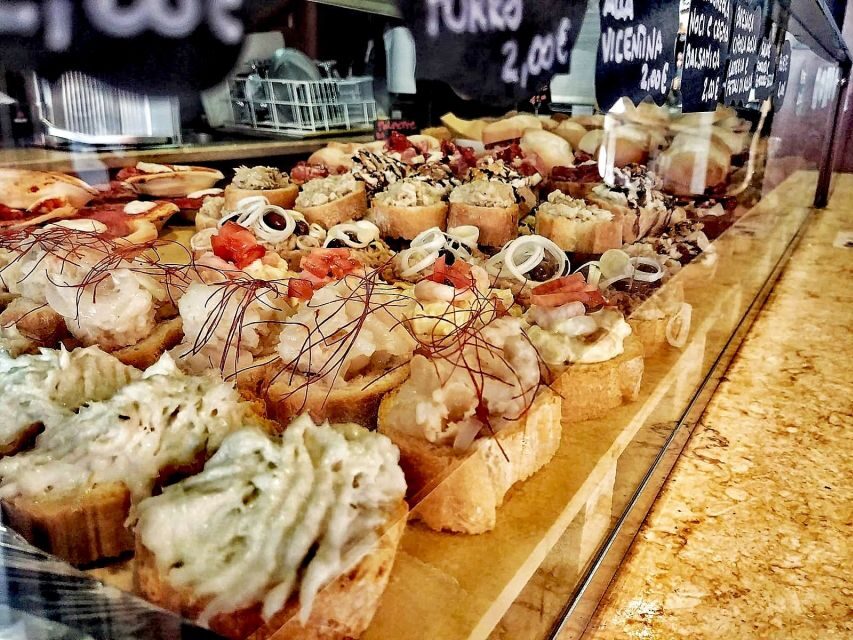 Venice: A Culinary Journey Through Brunetti's Mysteries - A Closer Look at the Experience