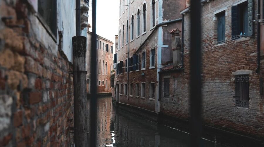 Venice: A Private Session With a Local Videomaker - Why This Tour Stands Out