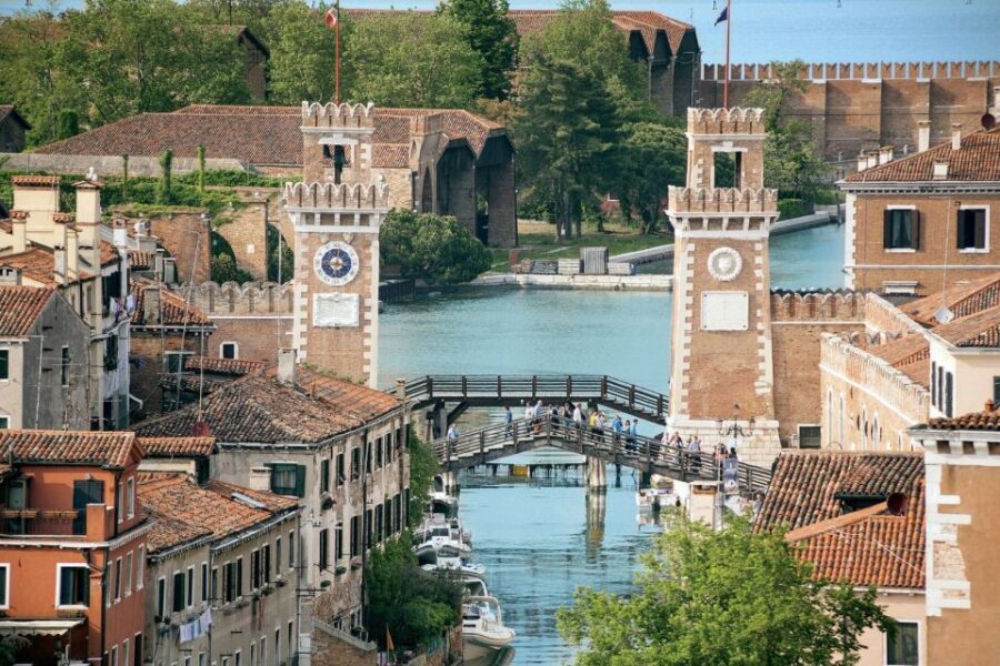 Venice: Castello District Private Walking Tour - The Experience in Detail