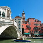 Venice: Crowds-free Early Morning City Center Guided Tour - What Makes This Tour Stand Out