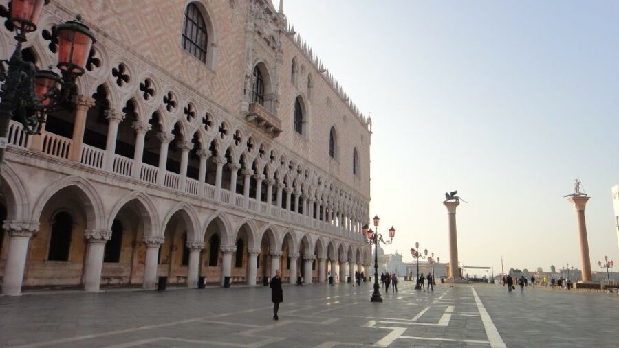 Venice: Doge's Palace Skip-the-Line Guided Tour - Why Skip-the-Line Matters