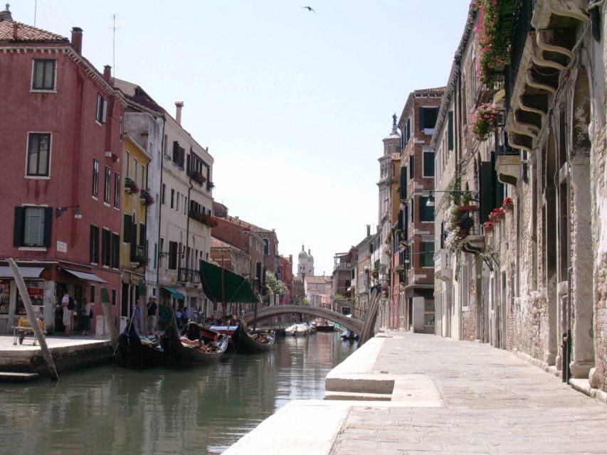 Venice: Dorsoduro and San Polo District Private Walking Tour - An In-Depth Look at the Tour Experience