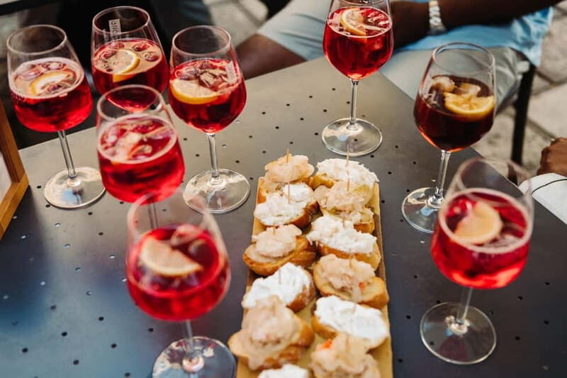 Venice: Eat & Drink Like a Local  Evening Cicchetti Tour - The Neighborhood Stroll and Sightseeing