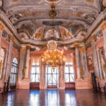 Venice: Grand Canal Palace Escorted Tour & Casanovas Allure - Inside the Palace: What to Expect