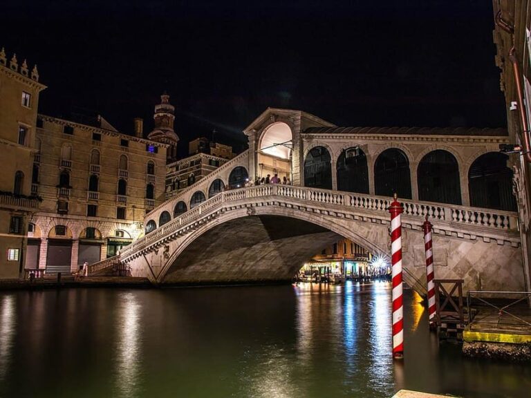 Venice: Guided Ghostly Tales Tour of Haunted City Spots - The Itinerary in Detail