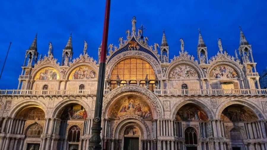 Venice: Guided Night Walking Tour & Saint Mark's Basilica - How This Tour Offers Value