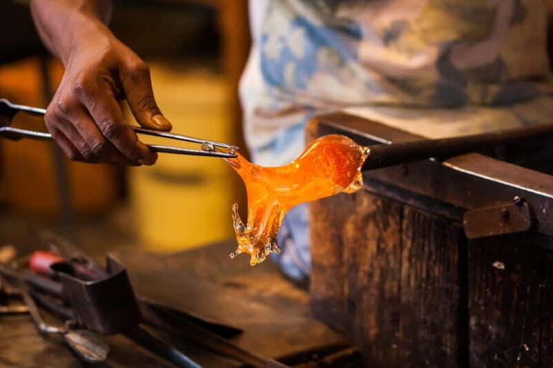 Venice-Murano: boat transfer and glassblowing demonstration in 4 languages - Value and Practical Tips