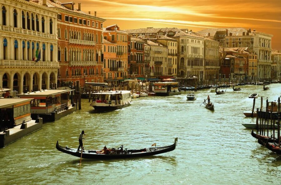 Venice: Murano, Burano, and Torcello Islands Private Tour - Discovering Murano: The Heart of Venetian Glassmaking
