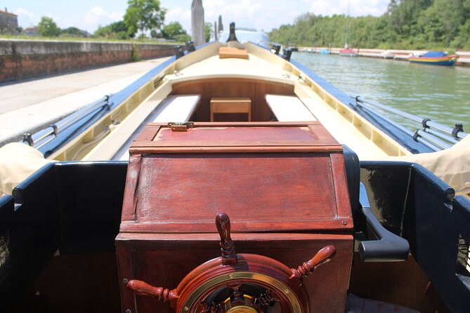 Venice Night Boat Tour from Zattere - An Enchanting Nighttime Voyage Through Venice