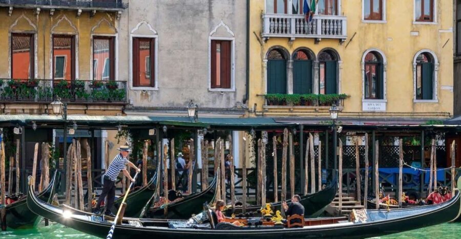 Venice: Off the Beaten Path Private Gondola Ride - Authentic Perspectives from Past Travelers