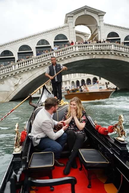 Venice: Photo Session in a Gondola - What to Expect During Your Gondola Photo Session