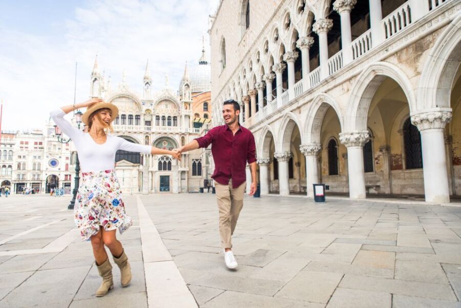 Venice: Photoshoot at Piazza San Marco and the Canals - Who Will Love This Experience?