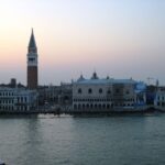 Venice: Private Evening Stroll with Gondola Ride - Detailed Itinerary and What to Expect