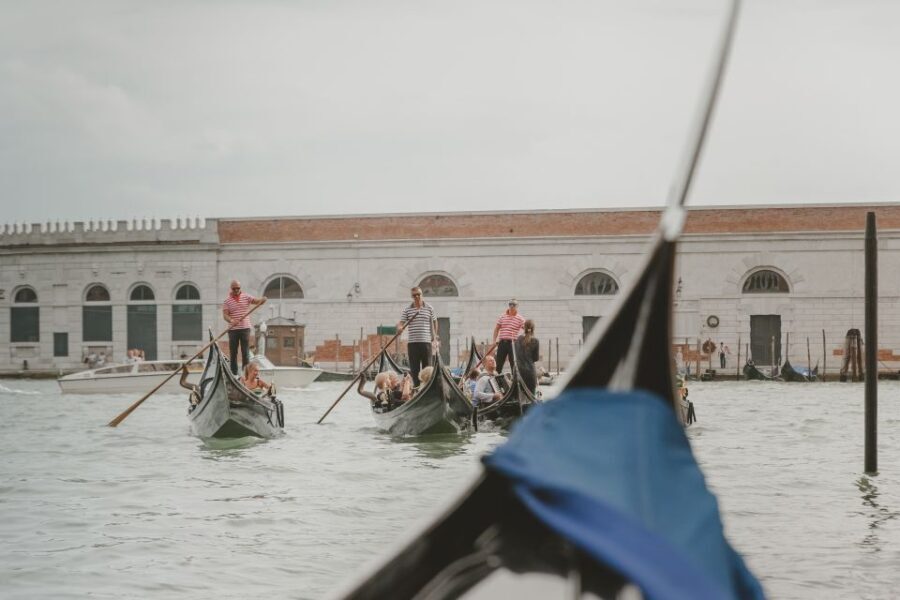Venice: Private Gondola Ride with Photo Shoot - The Practical Details