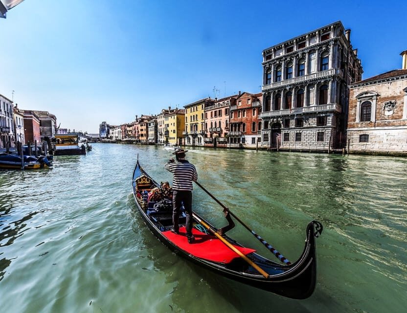 Venice: Private Grand Canal Gondola Ride from Rialto - Practicalities & Tips