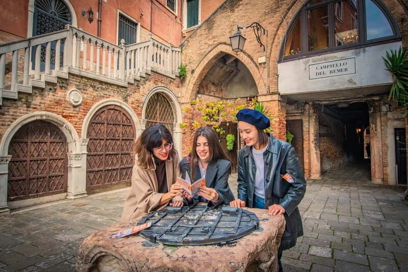 Venice: Private Walking Tour with Optional Gondola Ride - Unpacking the Value