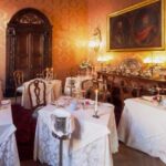 Venice: Romantic Palace Dinner and Private Gondola Ride - Itinerary Breakdown: What to Expect