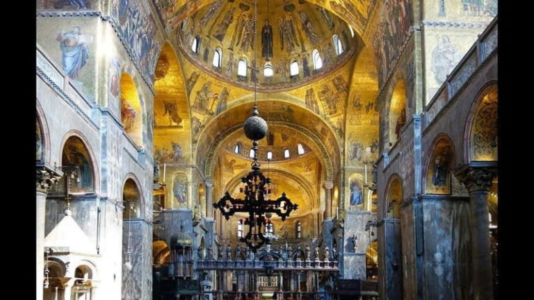 Venice: Saint Mark's Basilica and Guided City Walking Tour - The Itinerary: Crafting a Memorable Venetian Day
