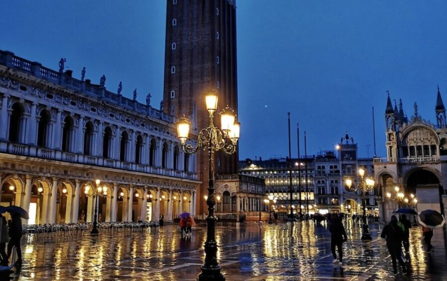 Venice: Saint Mark's Basilica Private Tour at Night - Who Should Consider This Tour?