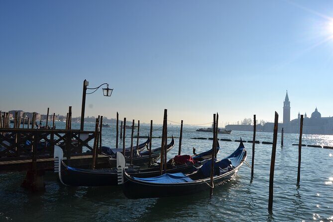 Venice Street Food and Sightseeing Small Group Tour - Sampling Venice’s Street Food