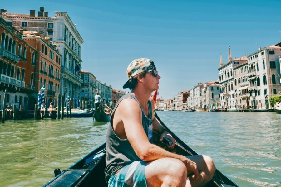 Venice: Walking Tour & Gondola Ride - What to Expect: From Historic Squares to Serene Canals