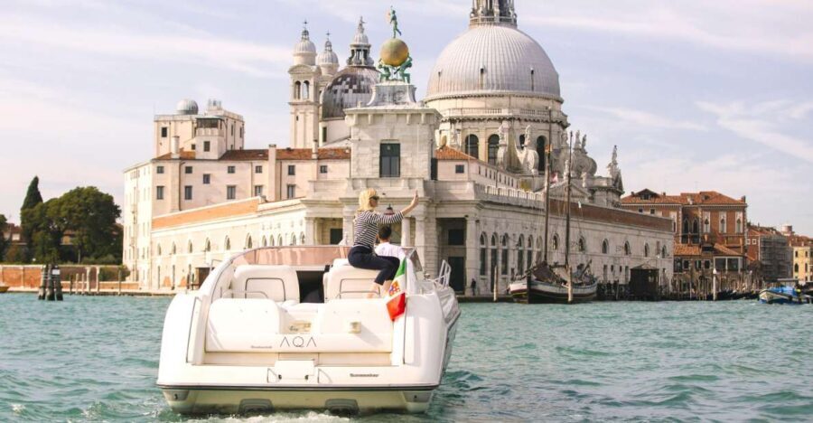 Venice: Yacht Cruise in Venice Lagoon - Exploring the Lagoon: What You’ll See and Experience
