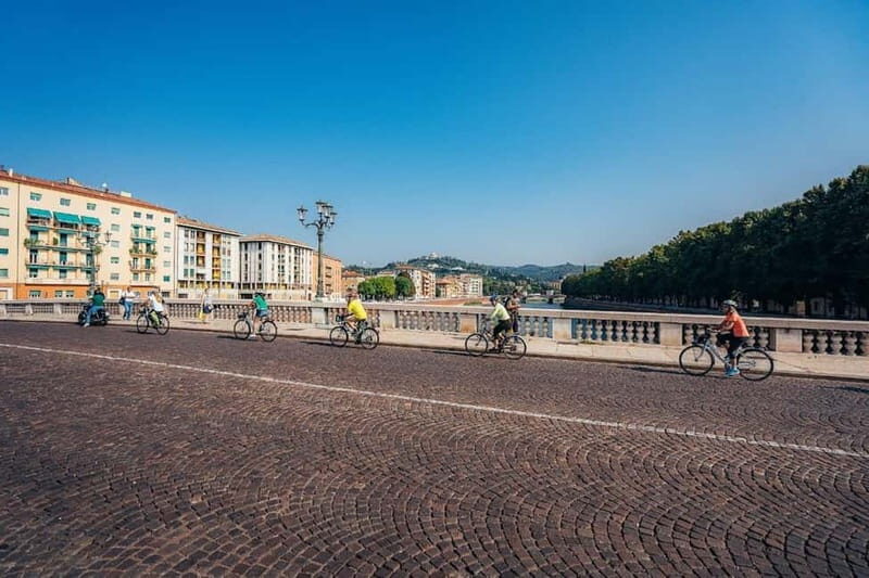 Verona e-bike tour: city center and panoramic views - What to expect from the journey