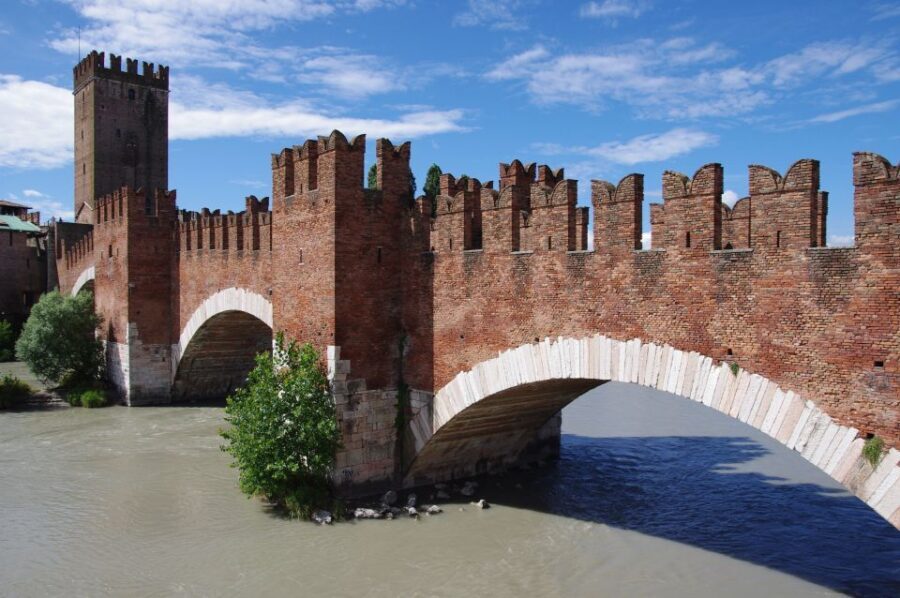Verona: Sightseeing and Heritage Tour - The Practical Side: Logistics and Tips