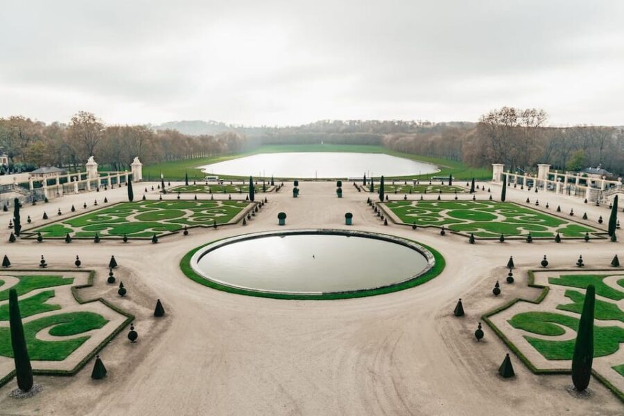 Versailles: Entry ticket & Private Apartments VIP Tour - Who Will Find This Tour Most Valuable?