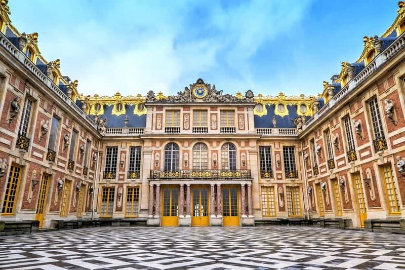 Versailles Grand Tour: Gardens & Palace Exploration - Who Should Consider This Tour?