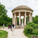 Versailles: Palace, Gardens & Marie Antoinettes Estate Tour - The Value of Guided Access and Expert Tour Leaders