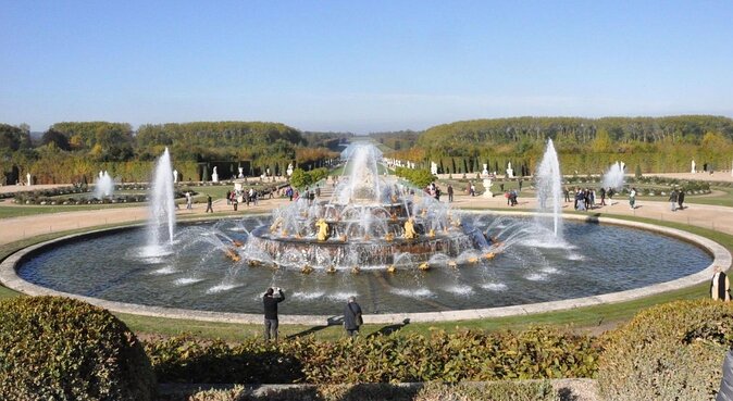Versailles: Path of the Heroes on original electrics 2 wheels - A Unique Way to See Versailles